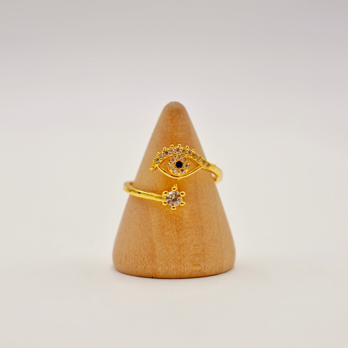 Bewitching Gaze Bypass Ring | ASCEND